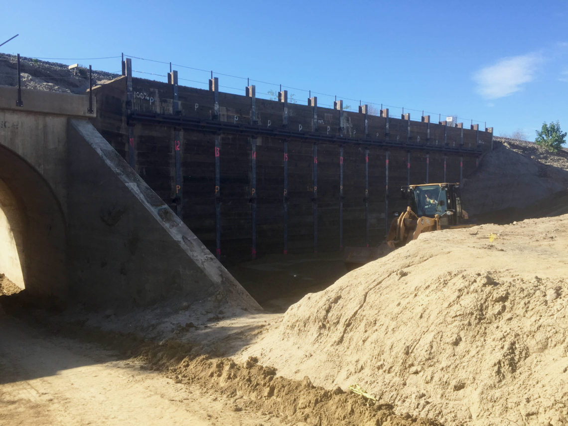 Temporary Shoring Project for Railroad Traffic & Beach Access